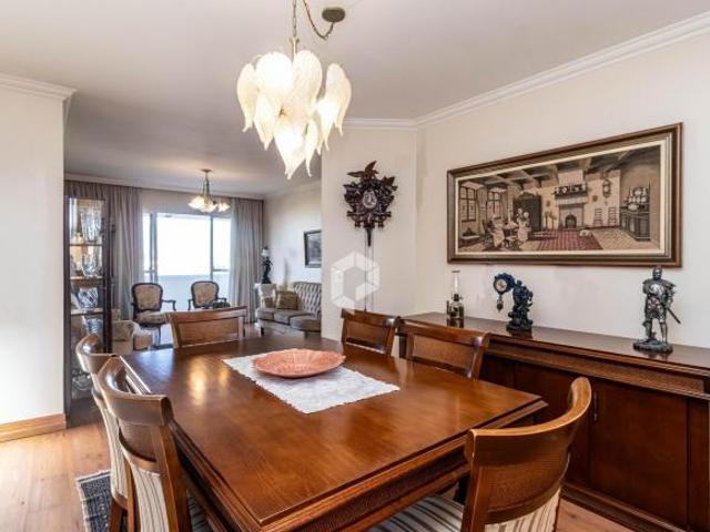 Apartamento à venda na Água Verde