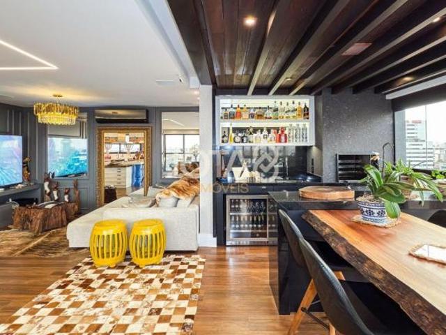 Apartamento à venda na Água Verde
