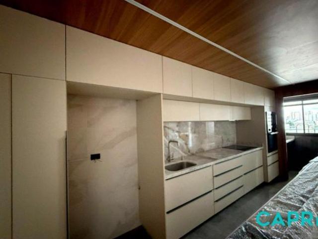 Apartamento à venda na Água Verde