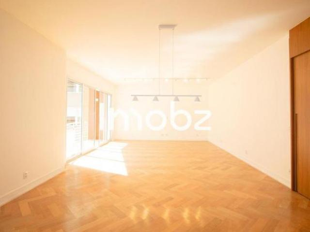 Apartamento à venda na Alameda Casa Branca, 1111 Jardim Paulista São Paulo SP CEP: 01409 030