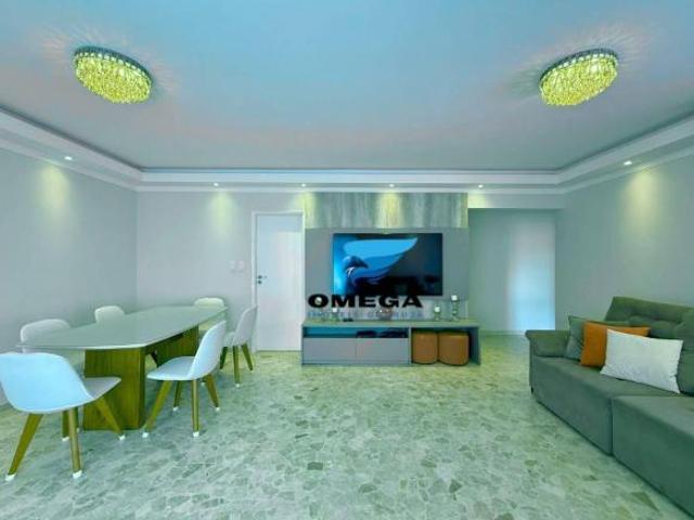 Apartamento à venda na Astúrias no Guarujá | Omega Imóveis