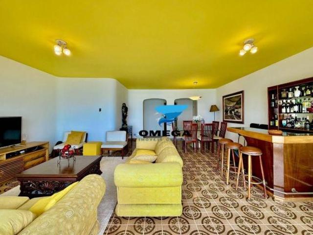 Apartamento à venda na Astúrias no Guarujá | Omega Imóveis