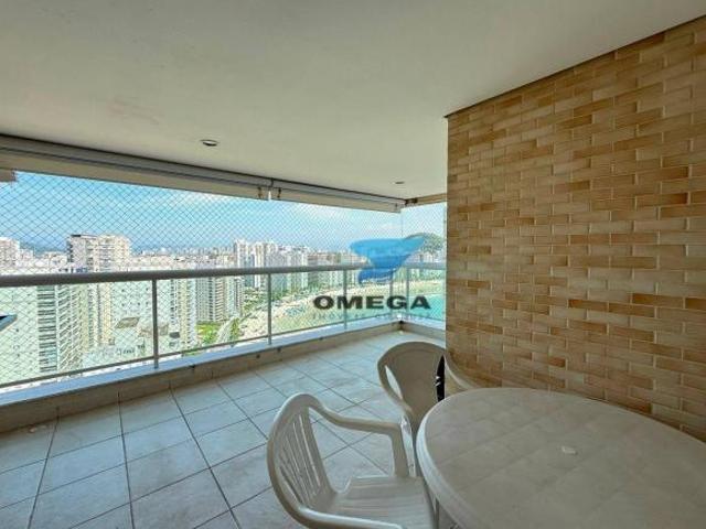 Apartamento à venda na Astúrias no Guarujá | Omega Imóveis
