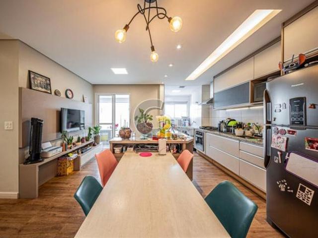 Apartamento a venda na Barra Funda com 2 quartos, sendo 1 suíte e 2 vagas