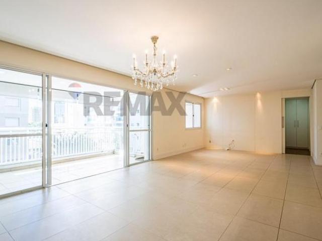 Apartamento à Venda na Barra Funda | 132 m² | 3 Quartos | Varanda Gourmet | Celebration