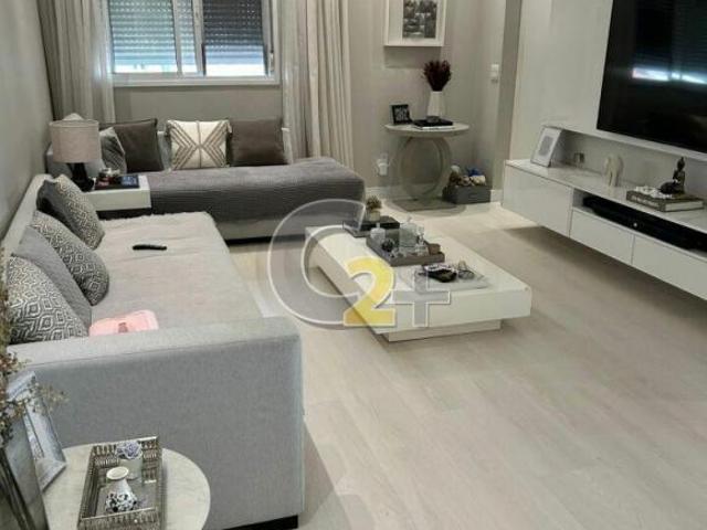 Apartamento á venda na Barra Funda, 2 suítes, 2 vagas de garagem