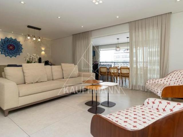 Apartamento à Venda na Barra Funda 4 Dormitórios 2 Suítes 2 Vagas 160m² de Área Útil