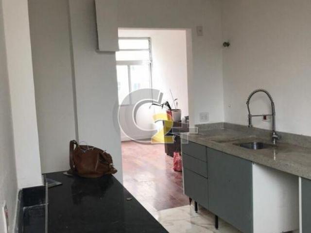 Apartamento á venda na Bela Vista, 2 quartos, 1 suíte, sem vaga de garagem