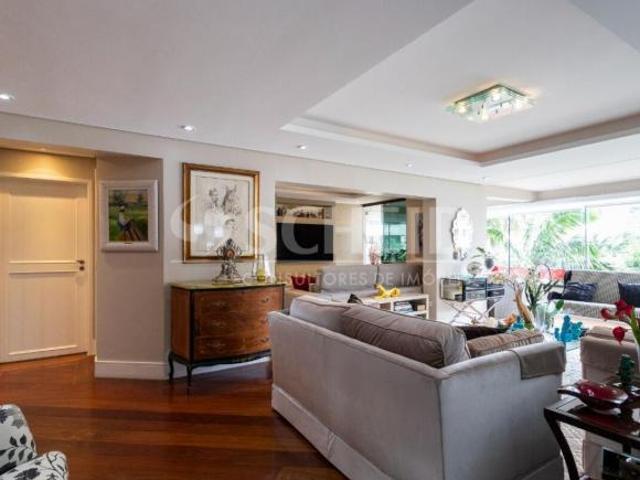 Apartamento á Venda na Bela Vista com 190m², 3 quartos sendo 3 suítes, 3 vagas