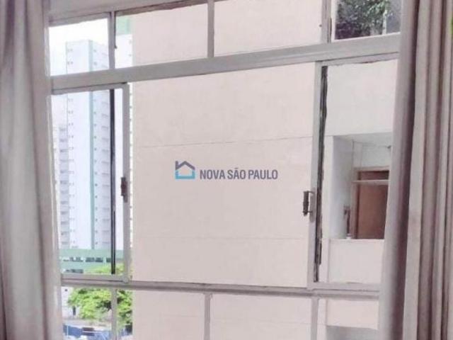 Apartamento à venda na Bela Vista com 1 quarto