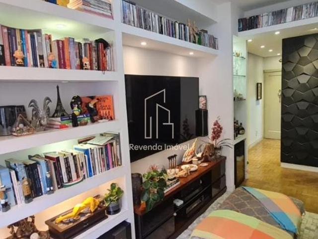 Apartamento à venda na Bela Vista, São Paulo SP: 2 quartos, 3 salas, 2 banheiros