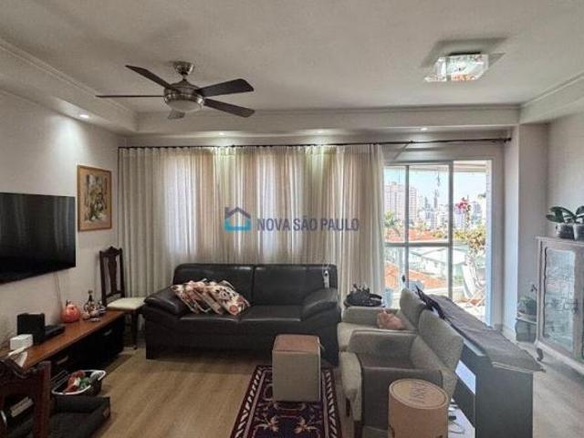 Apartamento à venda na Chácara Inglesa com 2 Quartos 1 Suíte e 2 Vagas