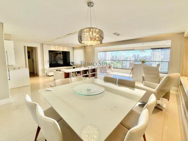 Apartamento à venda na Chácara Santo Antônio