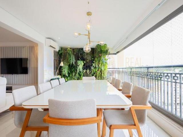 Apartamento à venda na Chácara Santo Antônio | 3 quartos / 3 suítes