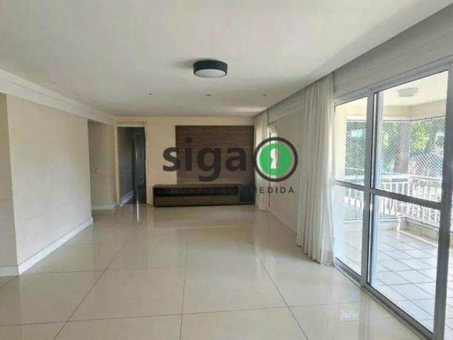 Apartamento à Venda na Chácara Santo Antônio com 3 quartos