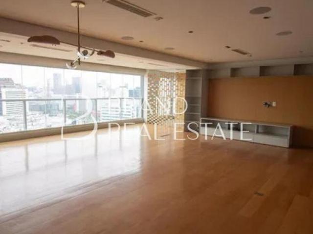 Apartamento à venda na Chácara Santo Antonio com 250m², 4 quartos e 4 vagas de garagem