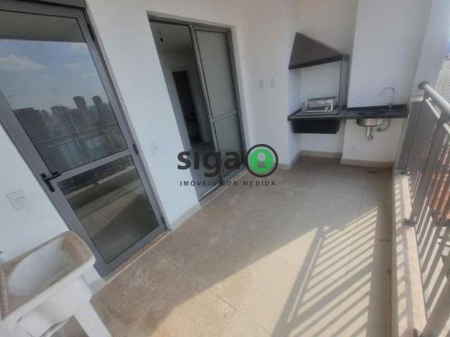 Apartamento a venda na Chácara Santo Antônio com 2 quartos