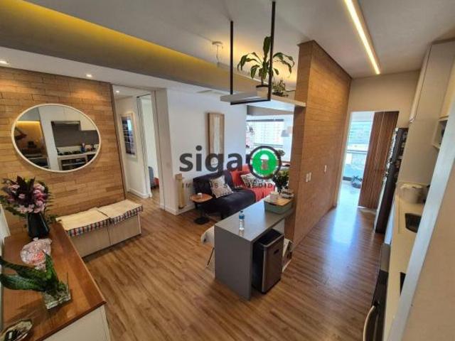 Apartamento a venda na Chácara Santo Antônio com 2 quartos