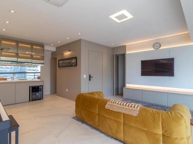 Apartamento à venda na Chácara Santo Antônio São Paulo