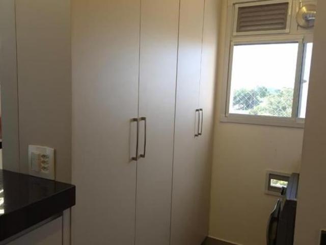 Apartamento à venda na Cidade Luiza