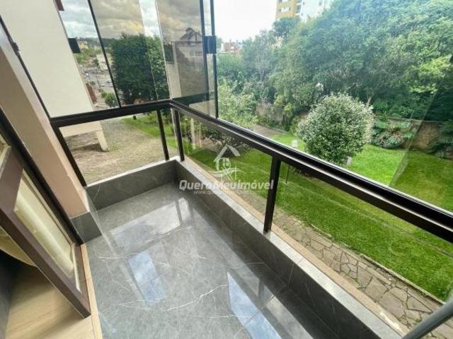 Apartamento à venda na Colina Sorriso