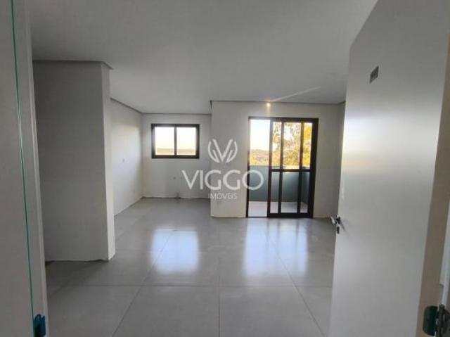 Apartamento à venda na Colina Sorriso