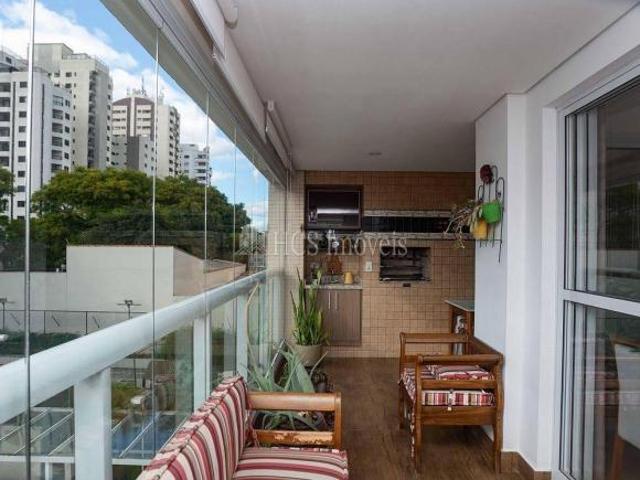 Apartamento à venda na com 3 suítes, 3 vagas de garagem, depósito e 143m² por R$ 1.990.000,00