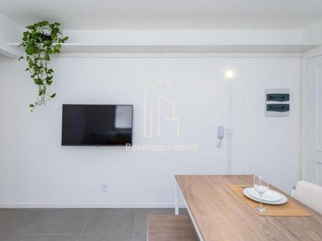 Apartamento à venda na Consolação, São Paulo: 1 quarto, 1 banheiro, 32m² de área. ¡Agende sua visita