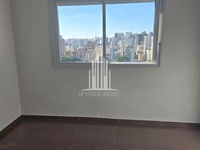 Apartamento à venda na Consolação, São Paulo SP: 2 quartos, 1 sala, 1 banheiro, 72m²!