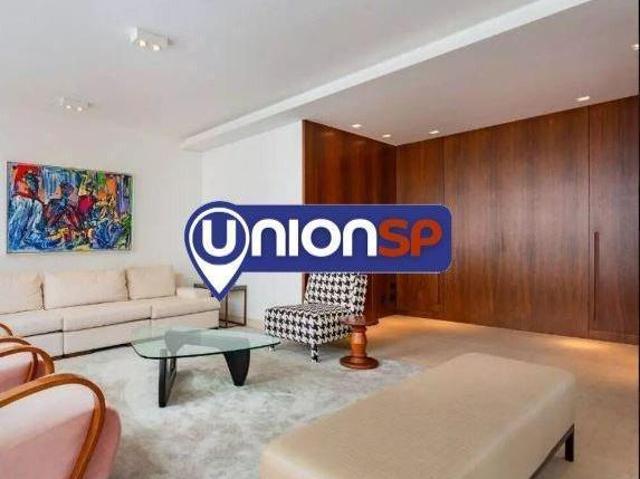Apartamento à venda na Consolação, SP