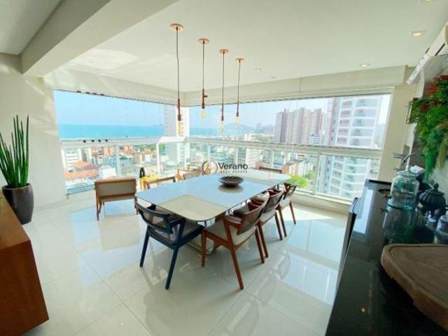 Apartamento a venda na Enseada com 3 suítes, varanda gourmet, 2 vag