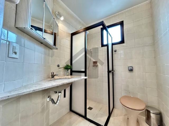 Apartamento à Venda na Enseada no Guarujá | Pé Na Areia Imóveis Guarujá