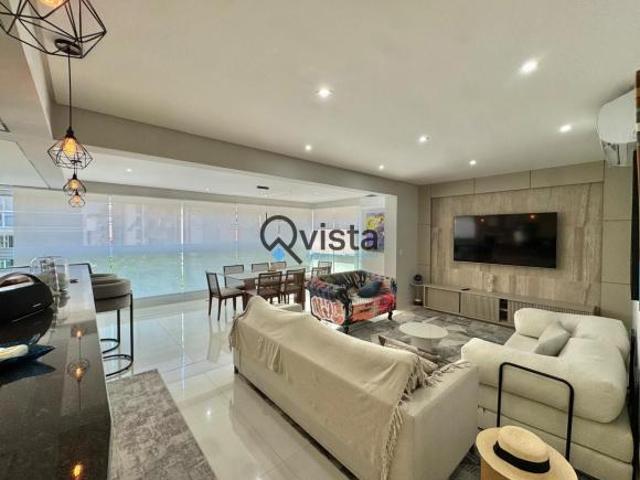 Apartamento à Venda na Enseada no Guarujá | QVista Inteligência Imobiliária G.