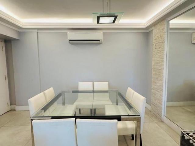 Apartamento à Venda na Enseada no Guarujá | QVista Inteligência Imobiliária G.