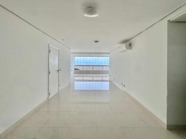 Apartamento à Venda na Enseada no Guarujá | Qvista inteligência imobiliário