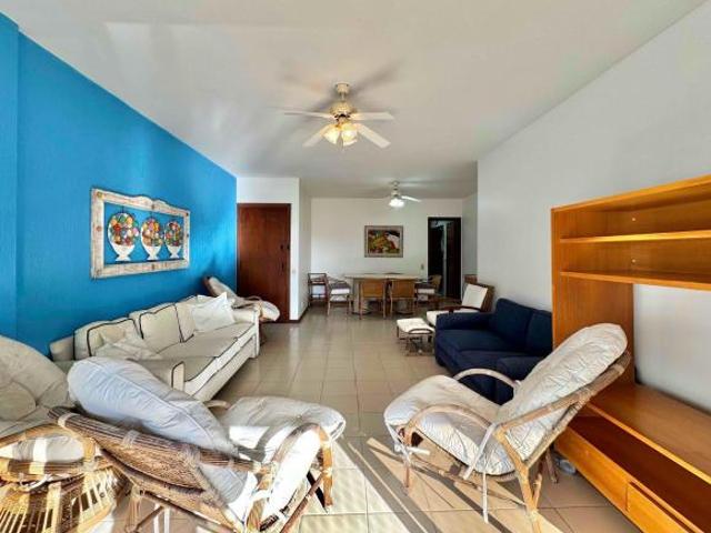 Apartamento à Venda na Enseada no Guarujá | Qvista inteligência imobiliário