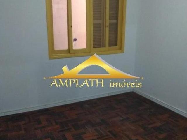 Apartamento à venda na Floresta, Porto Alegre RS: 1 quarto, 1 suíte, 1 sala, 1 banheiro, 39m² de áre