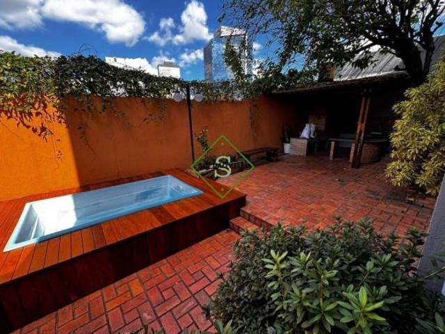 Apartamento à venda na Floresta