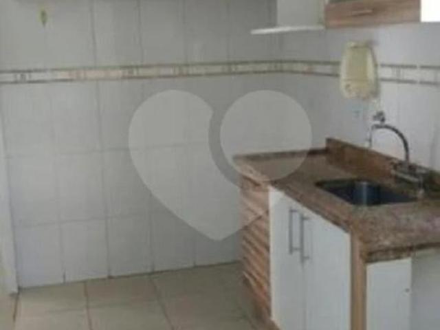 Apartamento à venda na Freguesia do Ó
