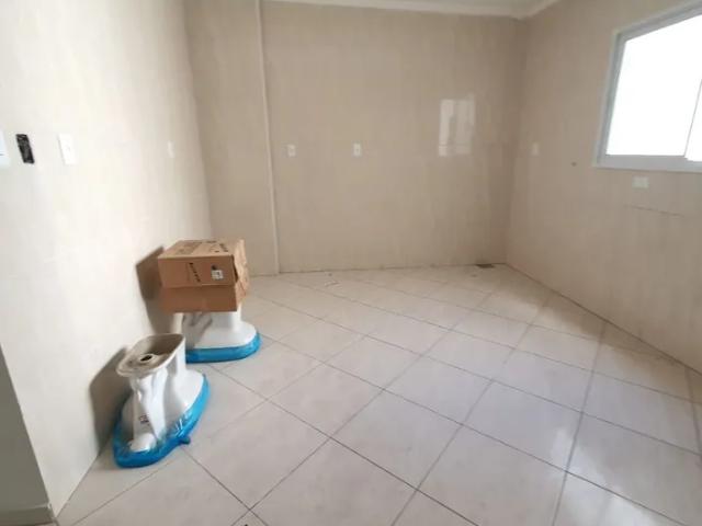 Apartamento à venda na Guilhermina em Praia Grande SP