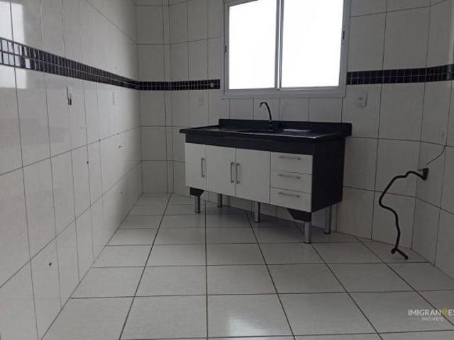 Apartamento à venda na Guilhermina, em Praia Grande SP
