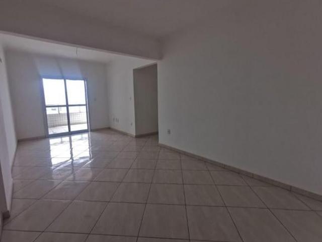 Apartamento à venda na Guilhermina em Praia Grande SP