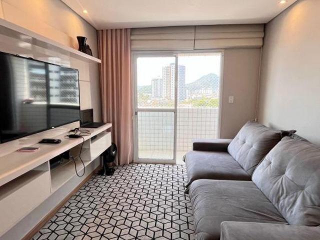 Apartamento à venda na Guilhermina, em Praia Grande SP