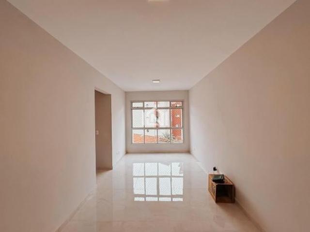 Apartamento à venda na Granja Viana