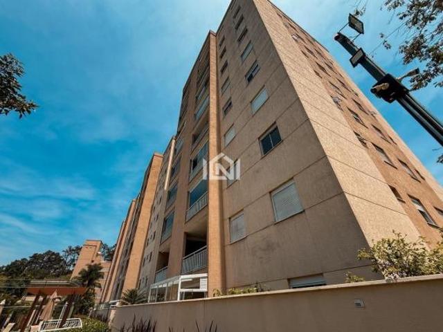 Apartamento à venda na Granja Viana
