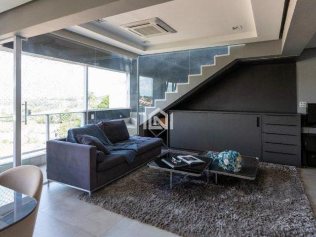 Apartamento à venda na Granja Viana