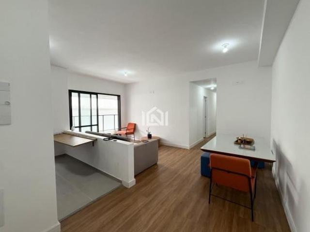 Apartamento à venda na Granja Viana