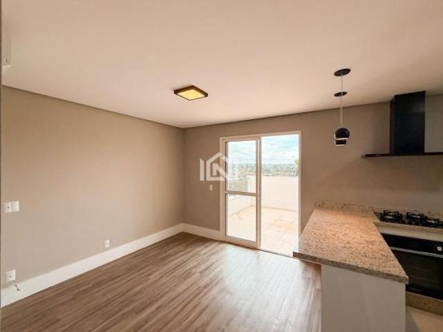 Apartamento à venda na Granja Viana
