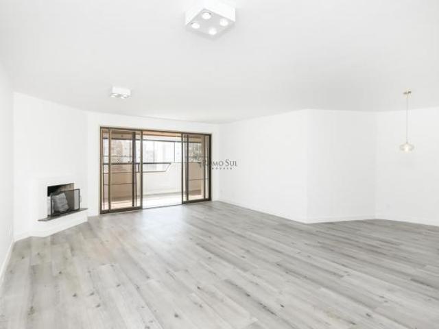 Apartamento à venda na Granja Julieta