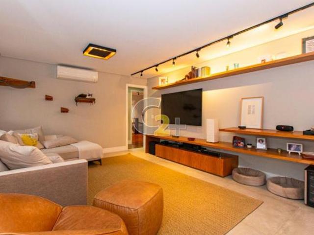 Apartamento à venda na Lapa 3 quartos, 2 suítes, 3 vagas de garagem